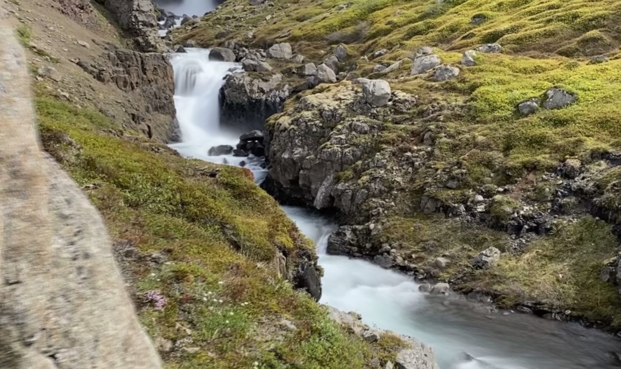 fardagafoss-most-beautiful-waterfall-iceland - Riz-cantonais.net